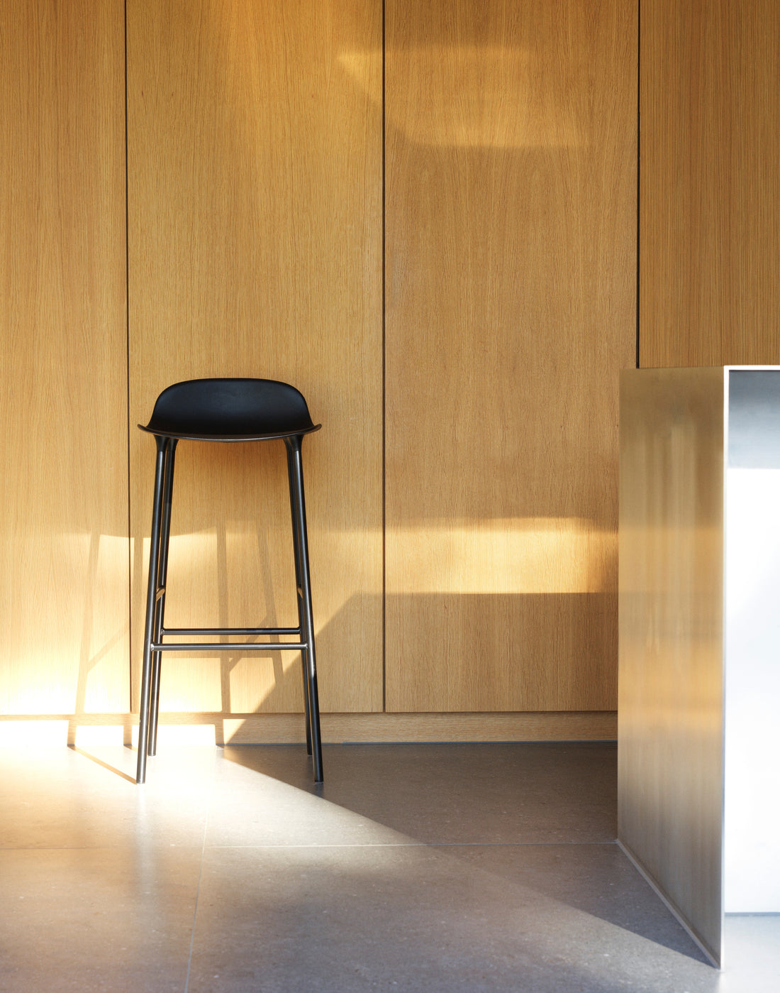Form Stool Steel – District Furniture