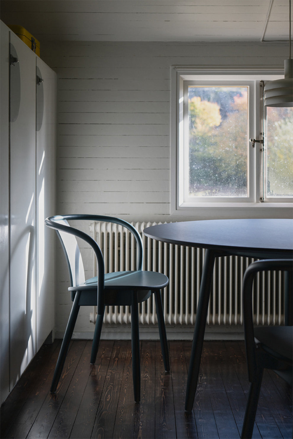 Icha Table - Round – District Furniture