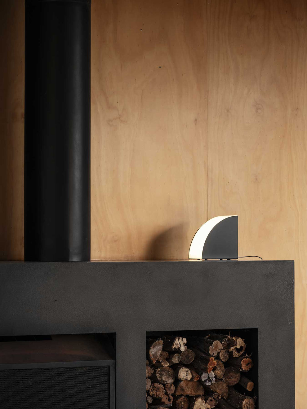 Phase Table Lamp – District Furniture