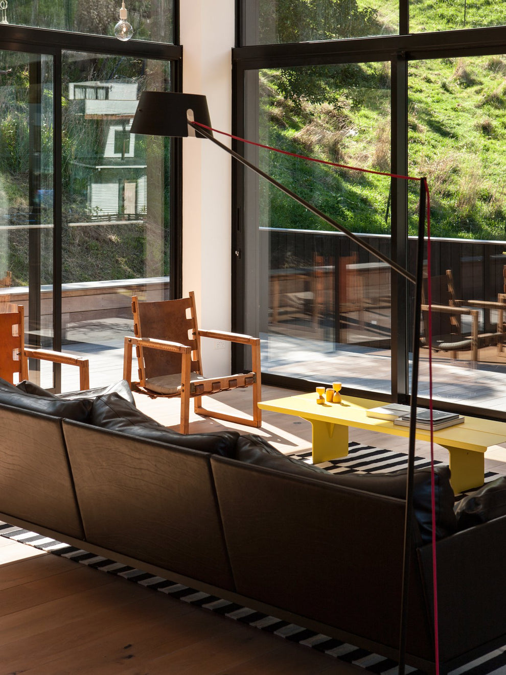 Spar Floor Lamp – District Furniture