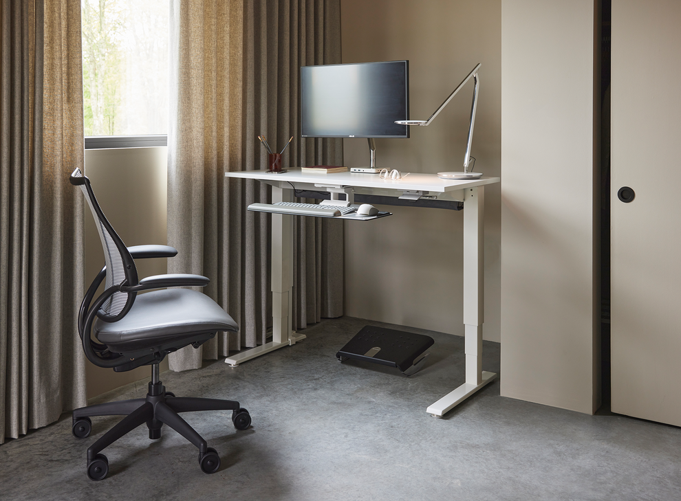 Liberty Task Chair | Task Chair | District – District Furniture